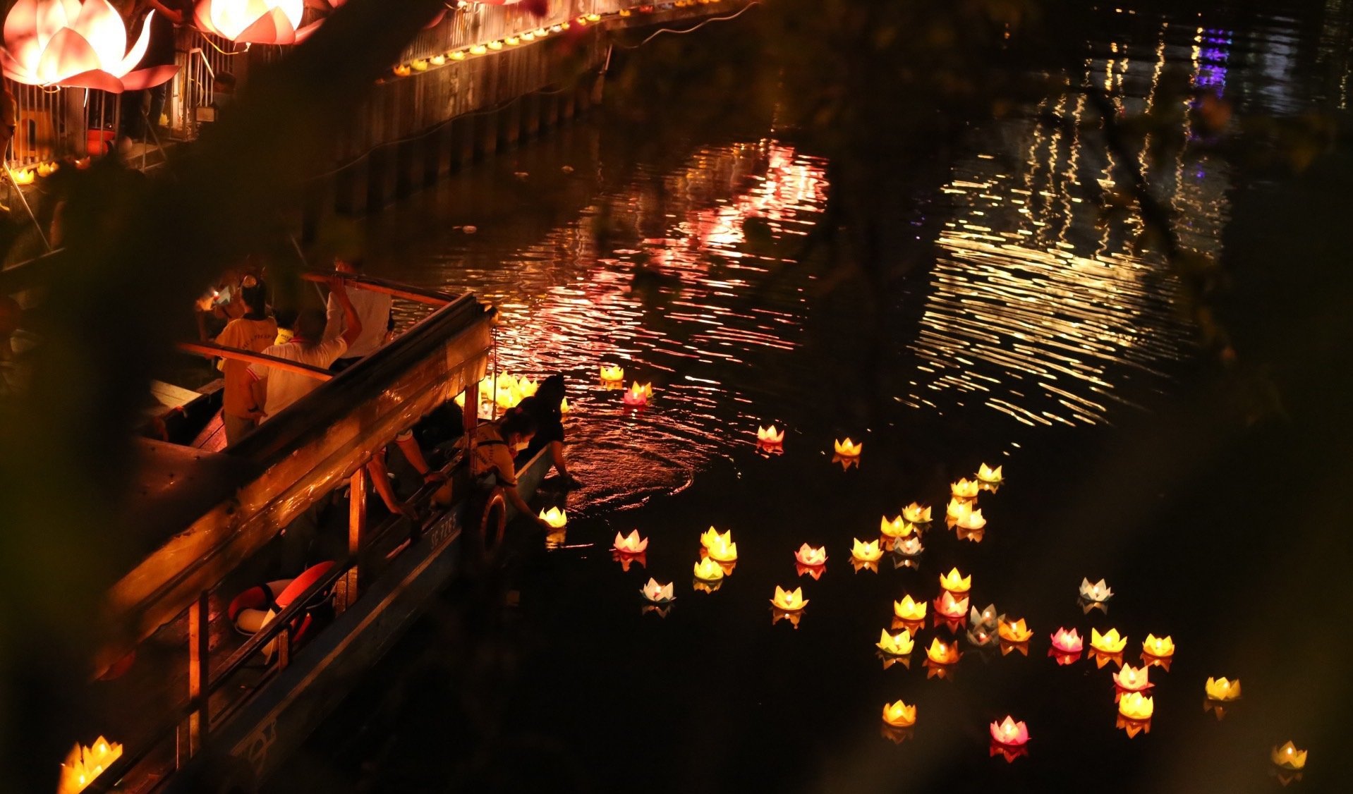 Chinese Folklore: Lingering Ghosts Beyond Ghost Month | Panda Samurai